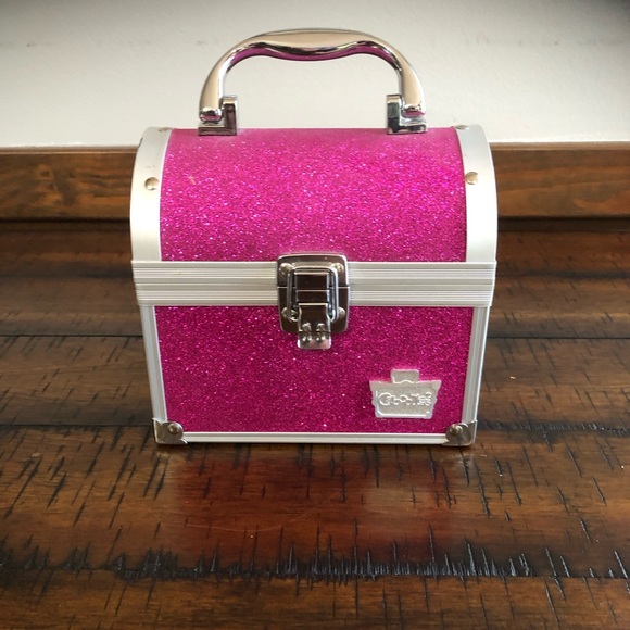 Caboodles | Other | Caboodles Pink Glittery Box | Poshmark